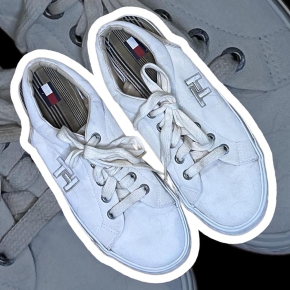 Tommy Hilfiger | Shoes | Vy2k Tommy Hilfiger Platform Sneakers | Poshmark